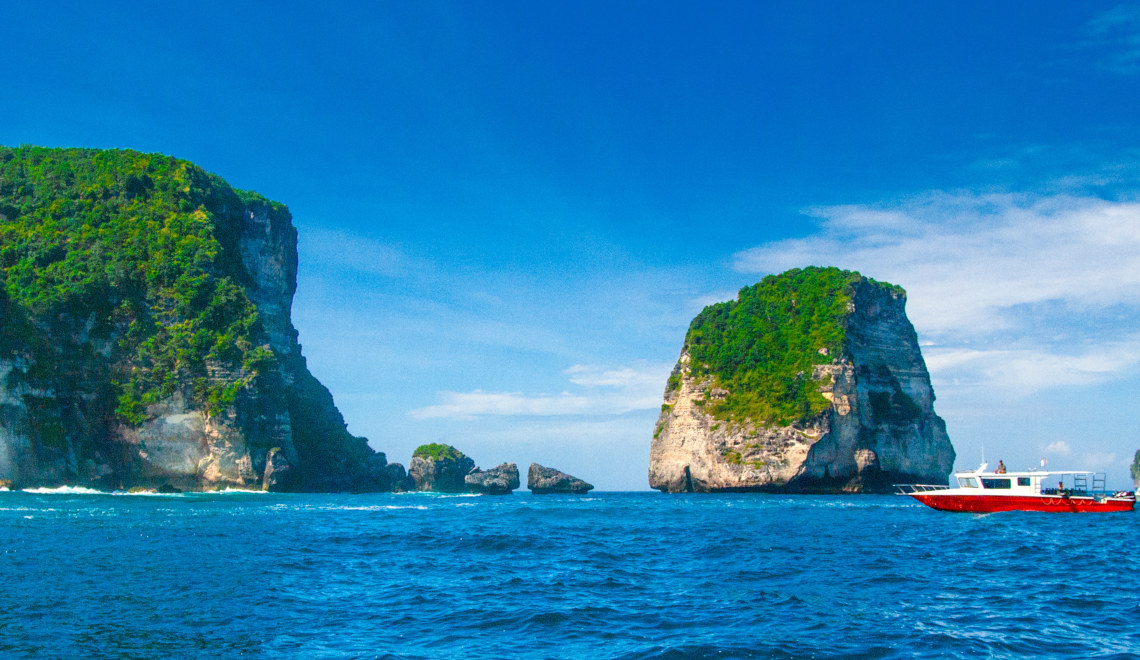 34 Liveaboards in Manta Point, Indonesia - LiveAboard.com